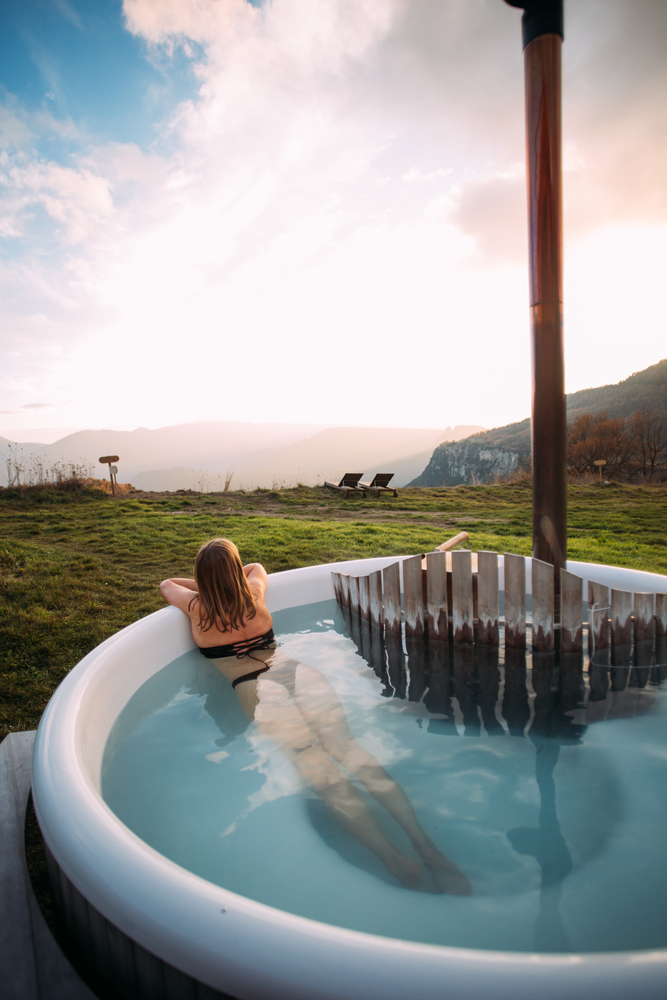 The 14 Best Outdoor Hot Tub Accommodation in Tasmania