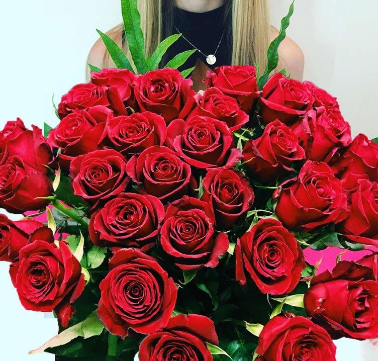 Order Premium Romance – Dozen Roses Online | Flower Bouquet Perth