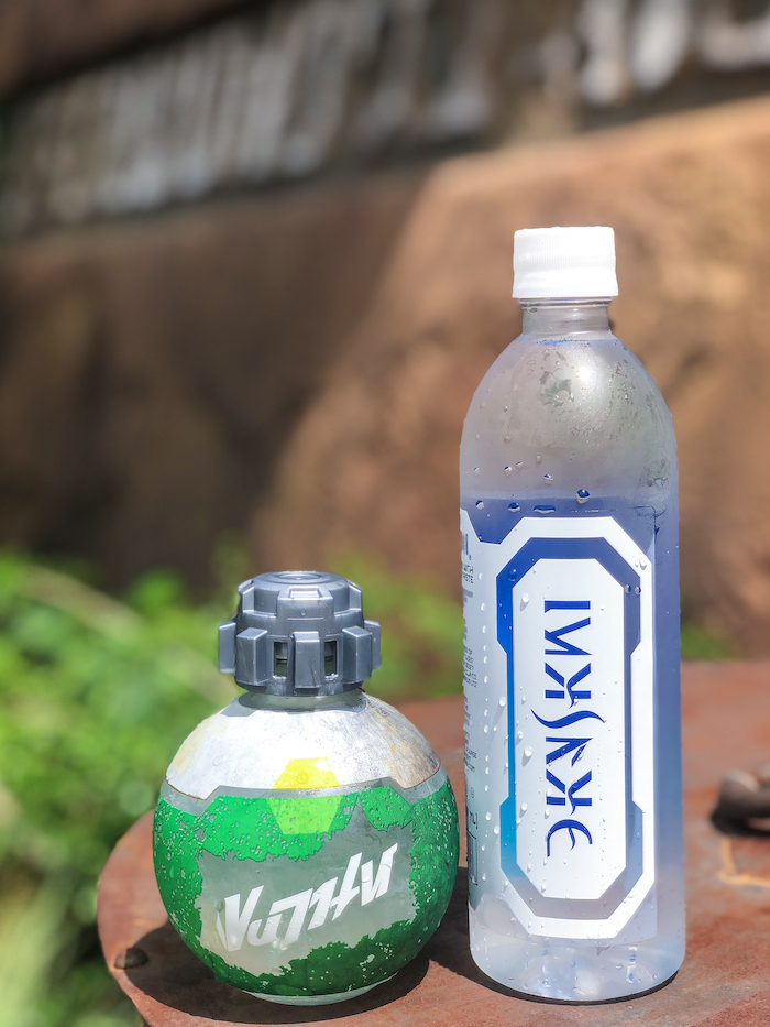 Galaxy's Edge Food: The 7 Best Things I Ate (And Drank!) On Batuu - WDW ...