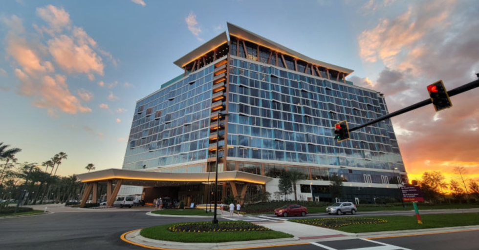 Walt Disney World Swan Reserve Theme Park View Suite Review - WDW Magazine