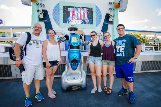 SPOTTED: iCan Robot At EPCOT - WDW Magazine
